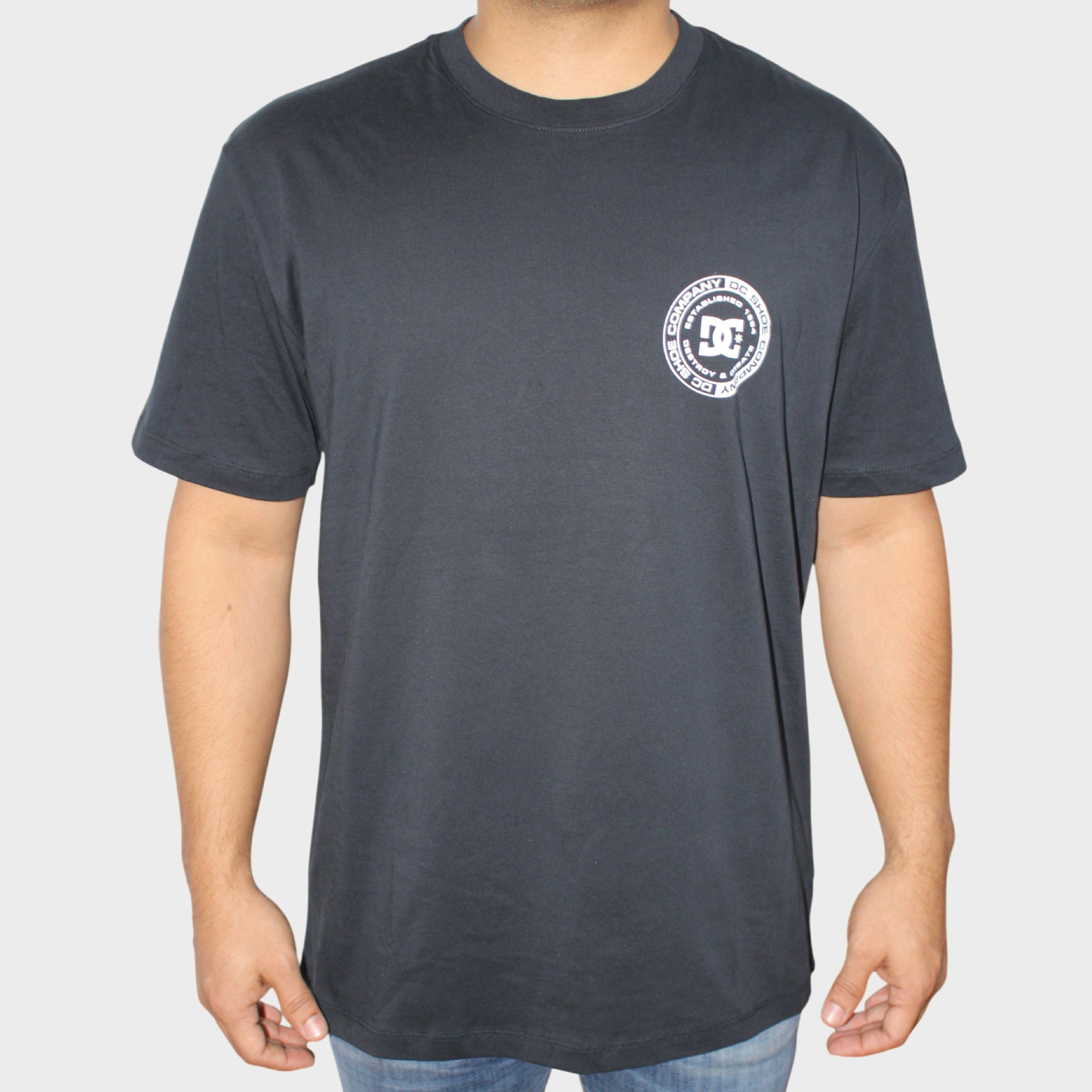 CAMISETA DC CORPO FB - NEGRO - The Hub